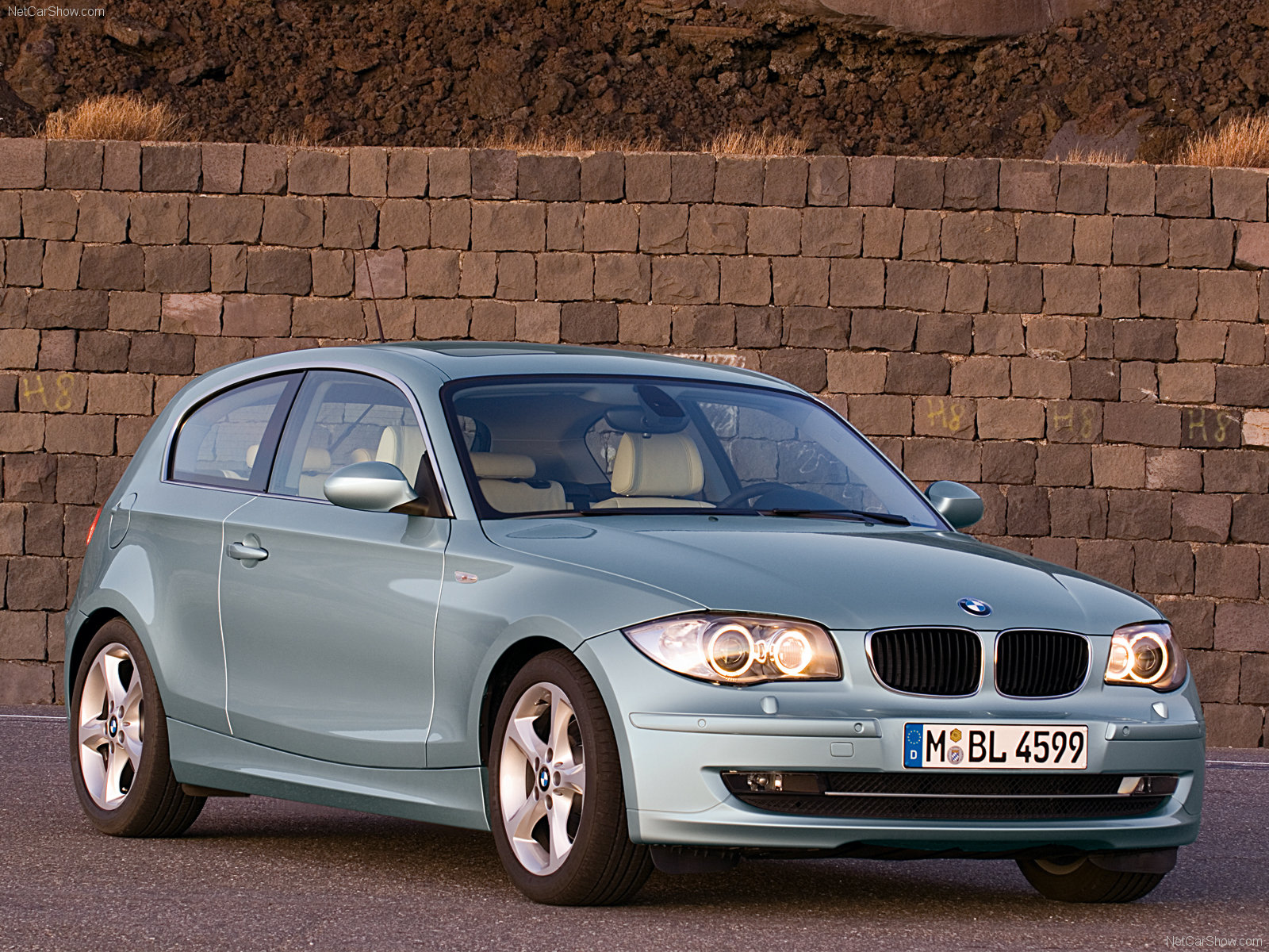 My perfect BMW 1 Series. 3DTuning - probably the best car configurator!