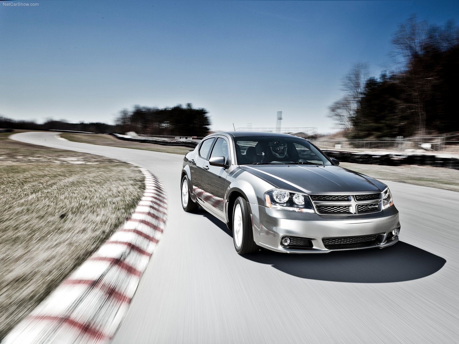My perfect Dodge Avenger. 3DTuning - probably the best car configurator!