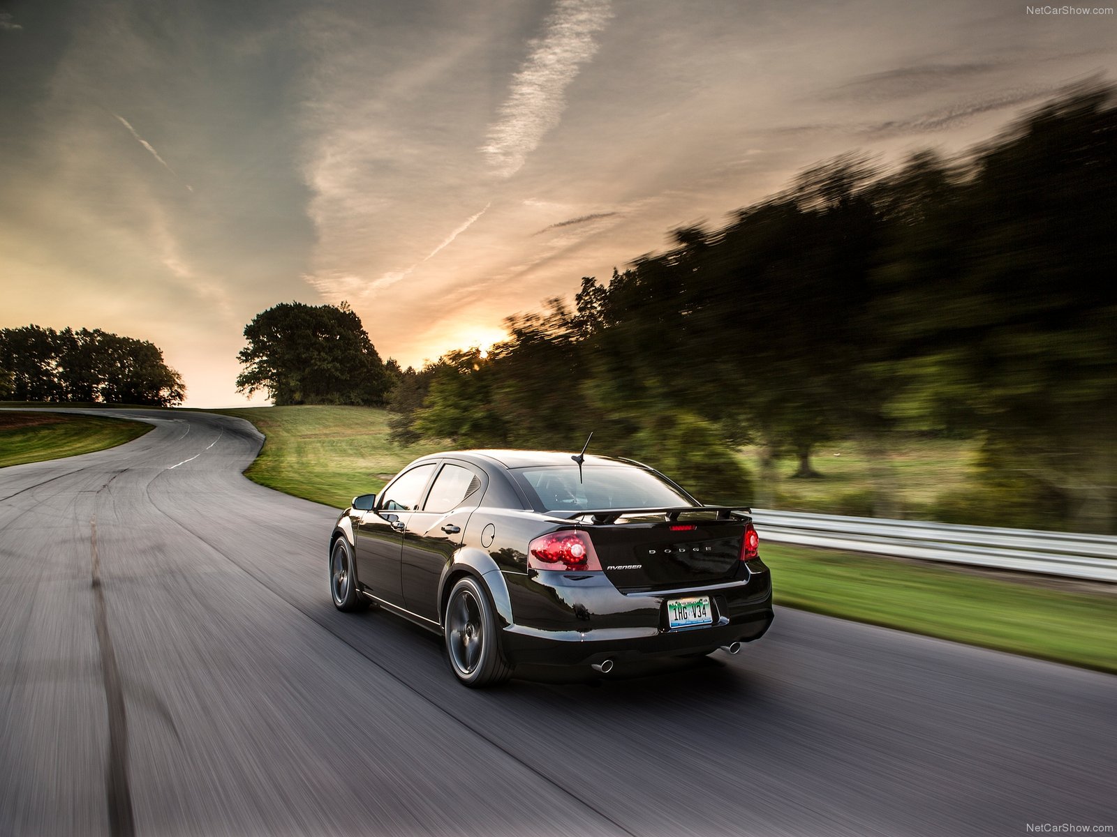 My perfect Dodge Avenger. 3DTuning - probably the best car configurator!
