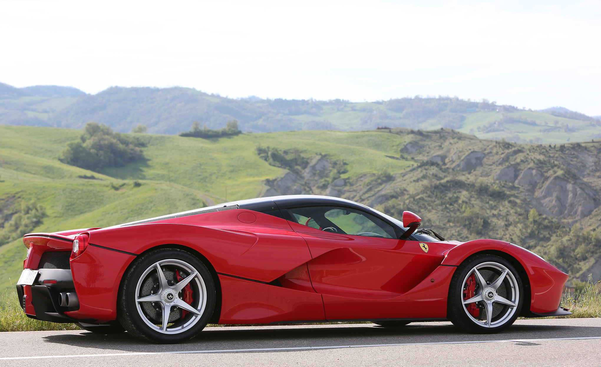 My perfect Ferrari LaFerrari. 3DTuning - probably the best car ...