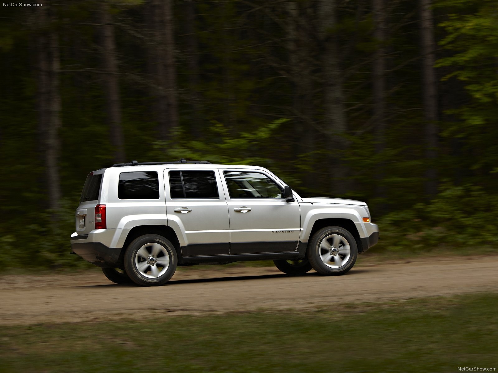 My perfect Jeep Patriot. 3DTuning - probably the best car configurator!