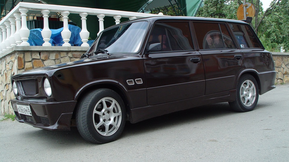 My perfect Lada 2102. 3DTuning - probably the best car configurator!