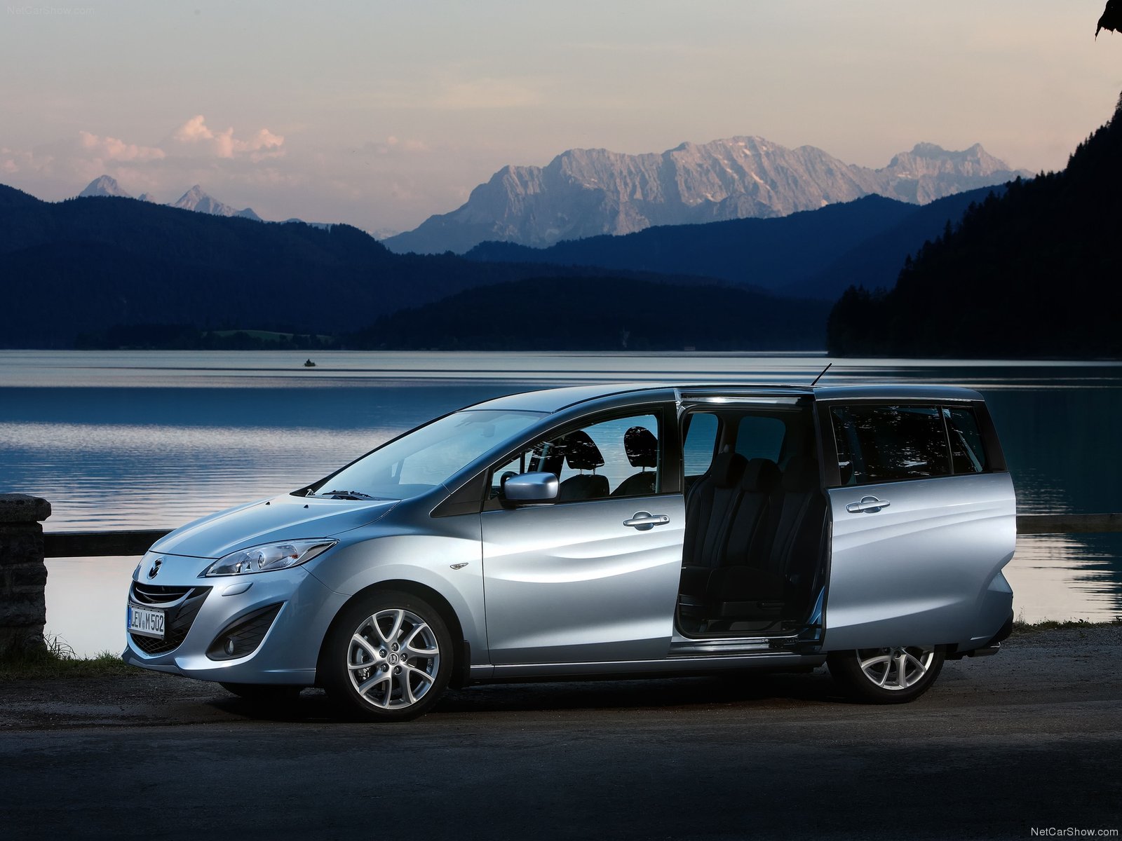 My perfect Mazda 5. 3DTuning - probably the best car configurator!