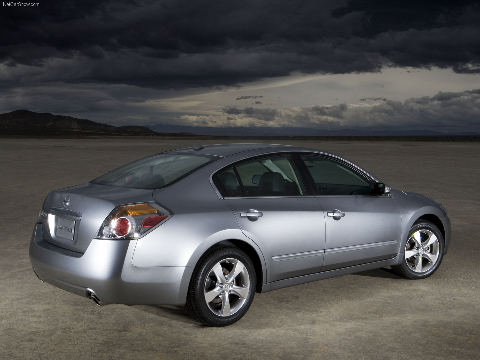My perfect Nissan Altima. 3DTuning - probably the best car configurator!