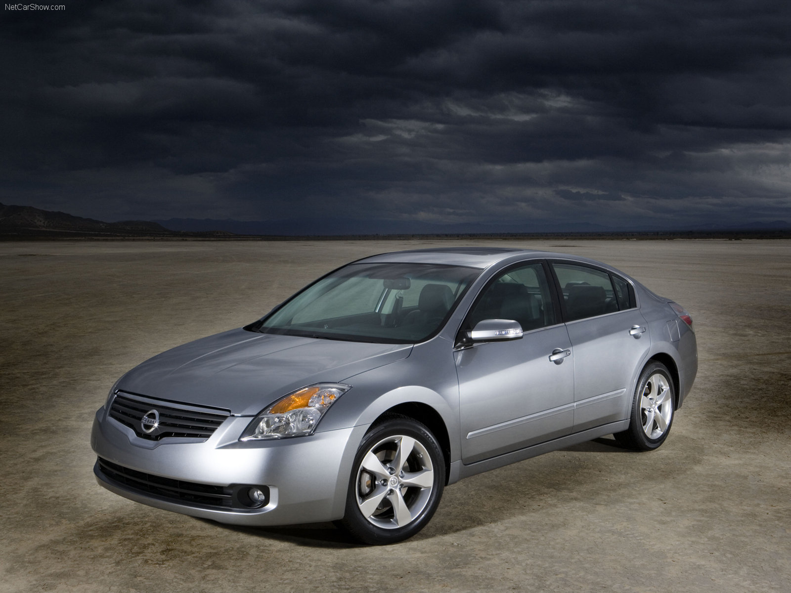My perfect Nissan Altima. 3DTuning - probably the best car configurator!
