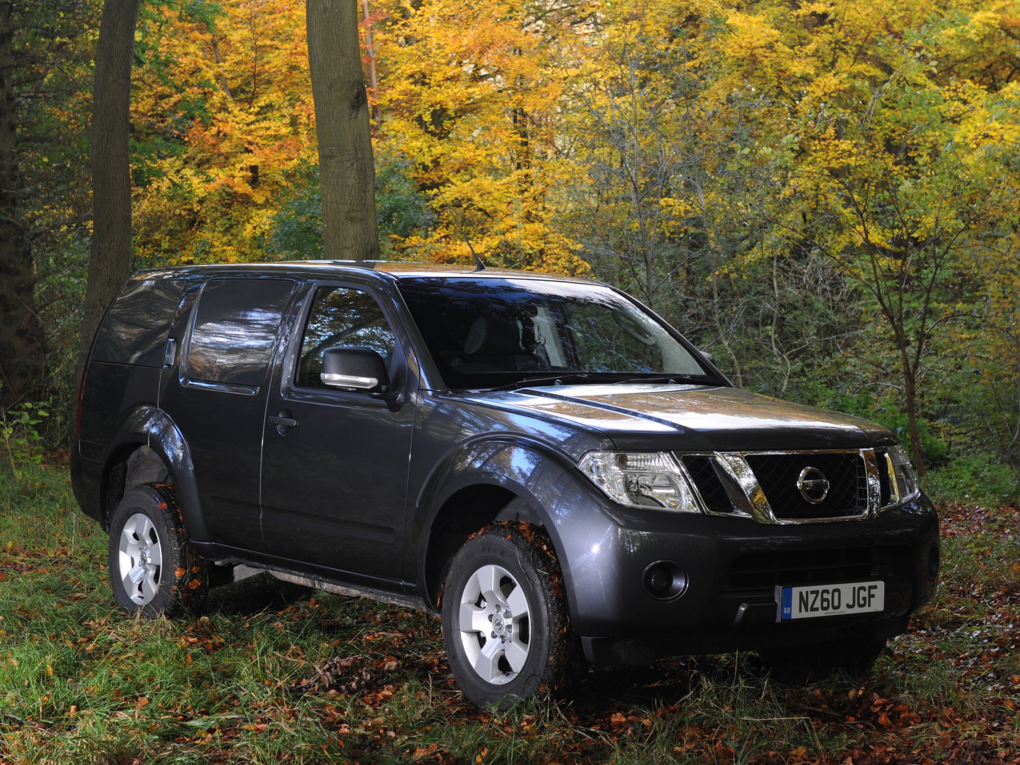 My perfect Nissan Pathfinder. 3DTuning - probably the best car ...