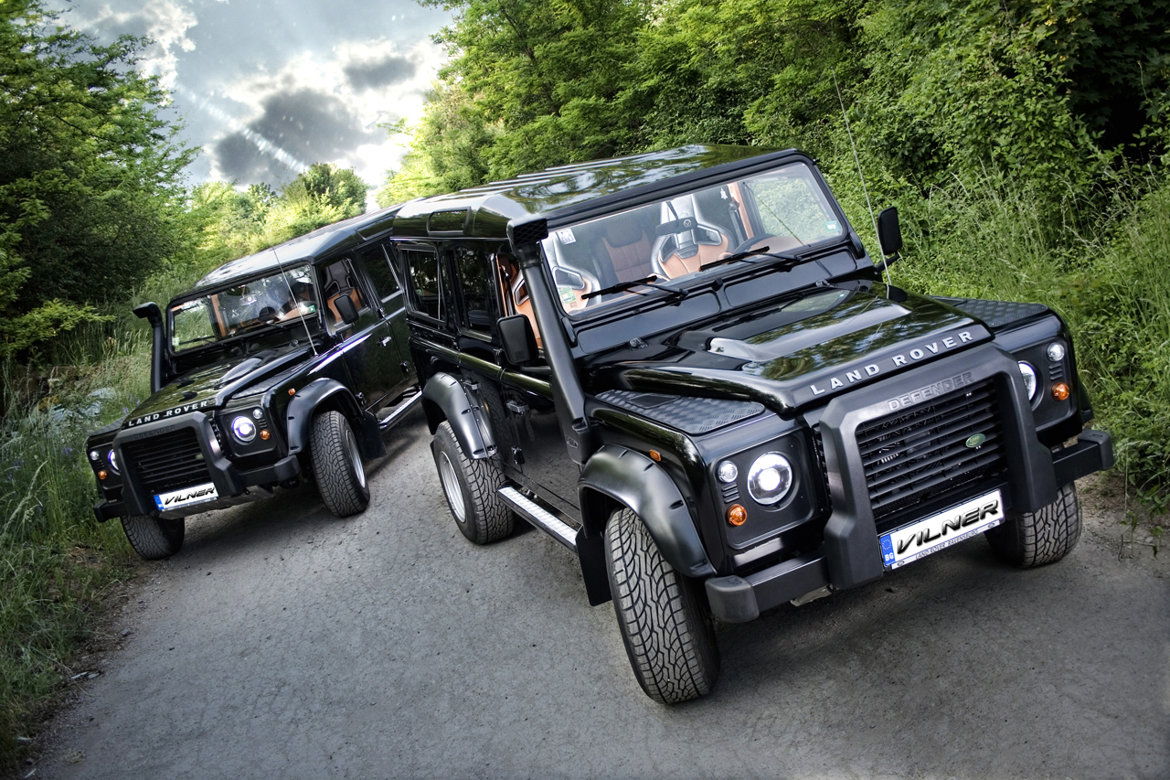 My perfect Range Rover Defender. 3DTuning - probably the best car ...